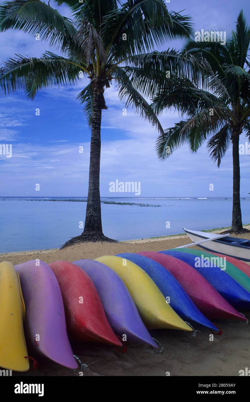Cook islands coconuts hi-res stock photography and images - Alamy