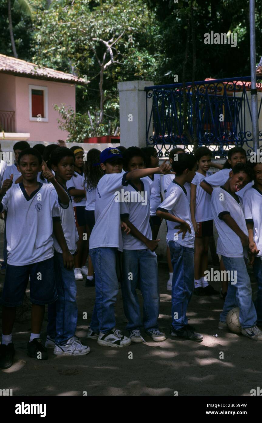 Brazil school uniform hi-res stock photography and images - Alamy