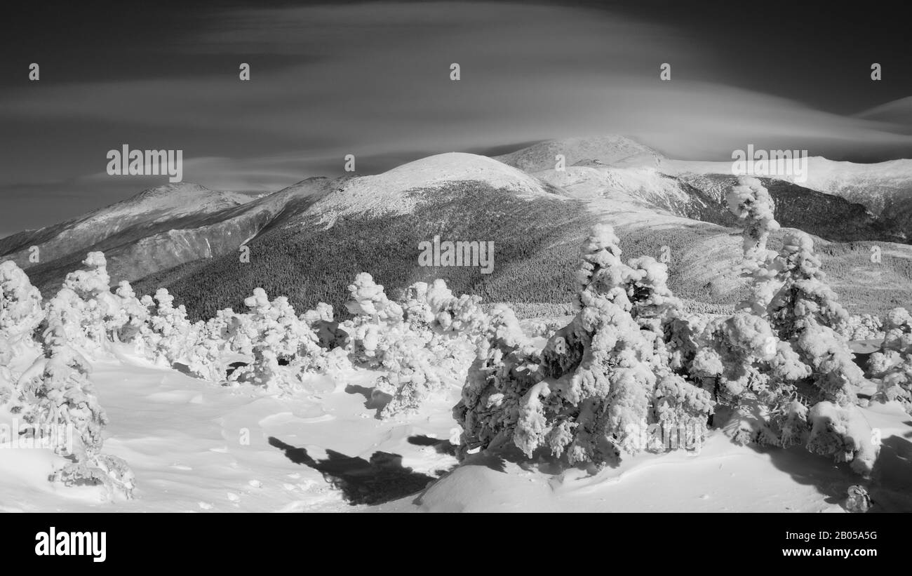 A view from Mount Pierce (aka Mount Clinton), New Hampshire Stock Photo ...