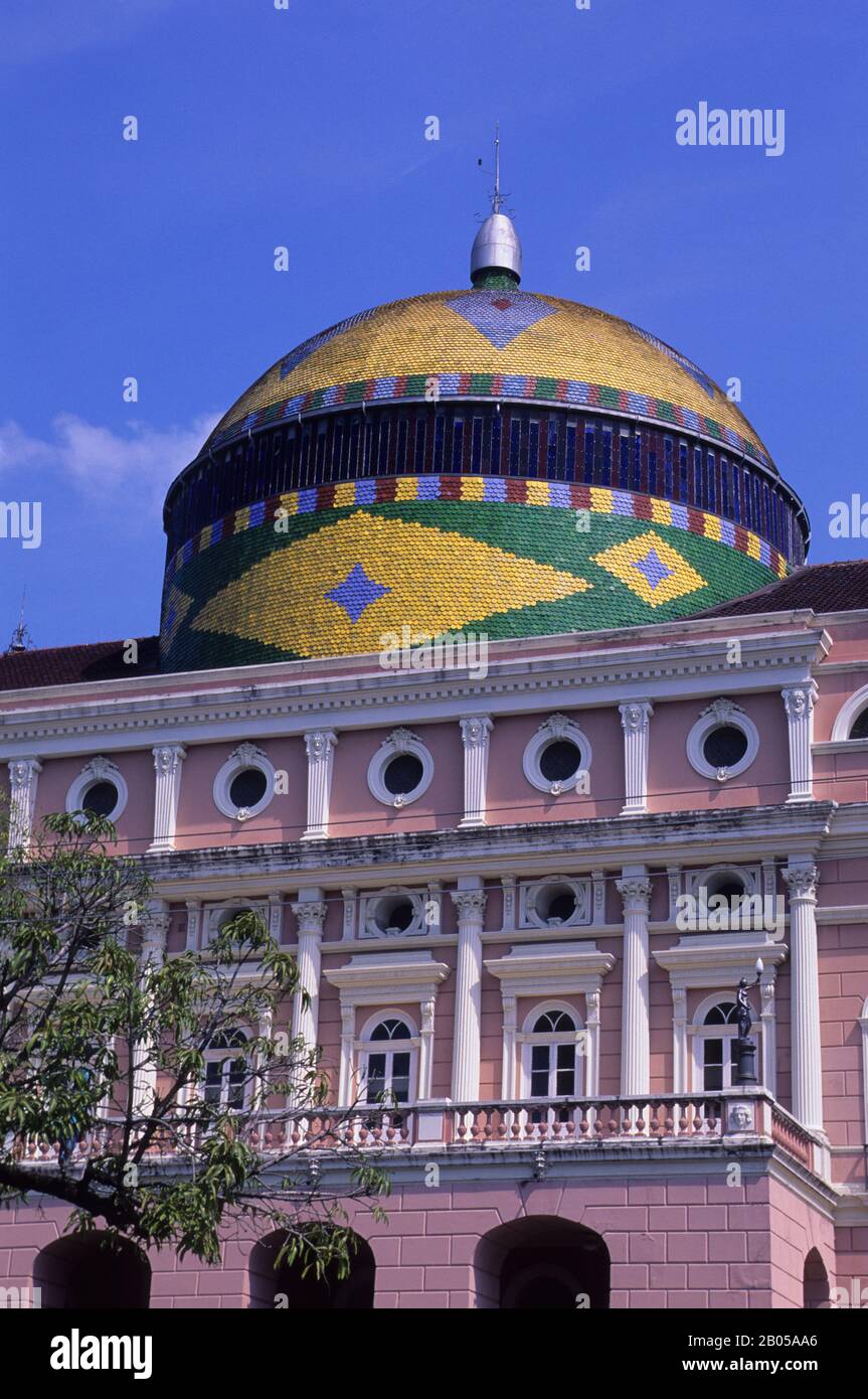 Manaus opera house hi-res stock photography and images - Alamy