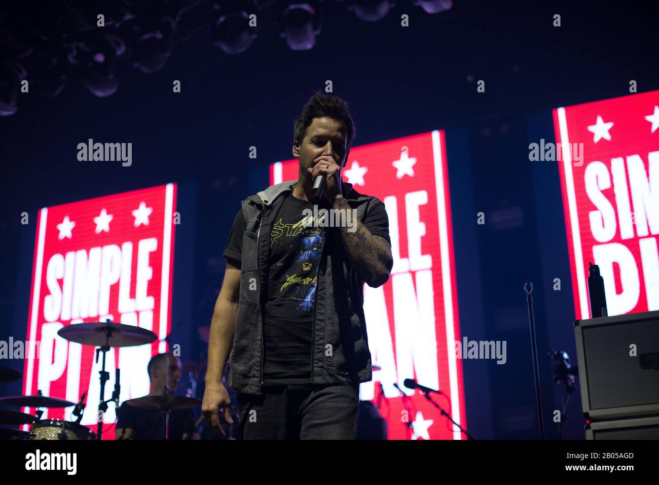 Simple plan vocalist hi-res stock photography and images - Alamy