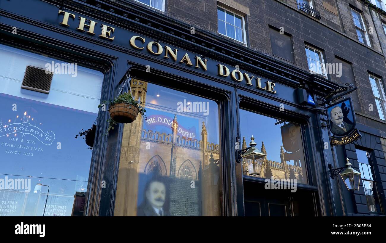 Conan doyle pub edinburgh hi-res stock photography and images - Alamy