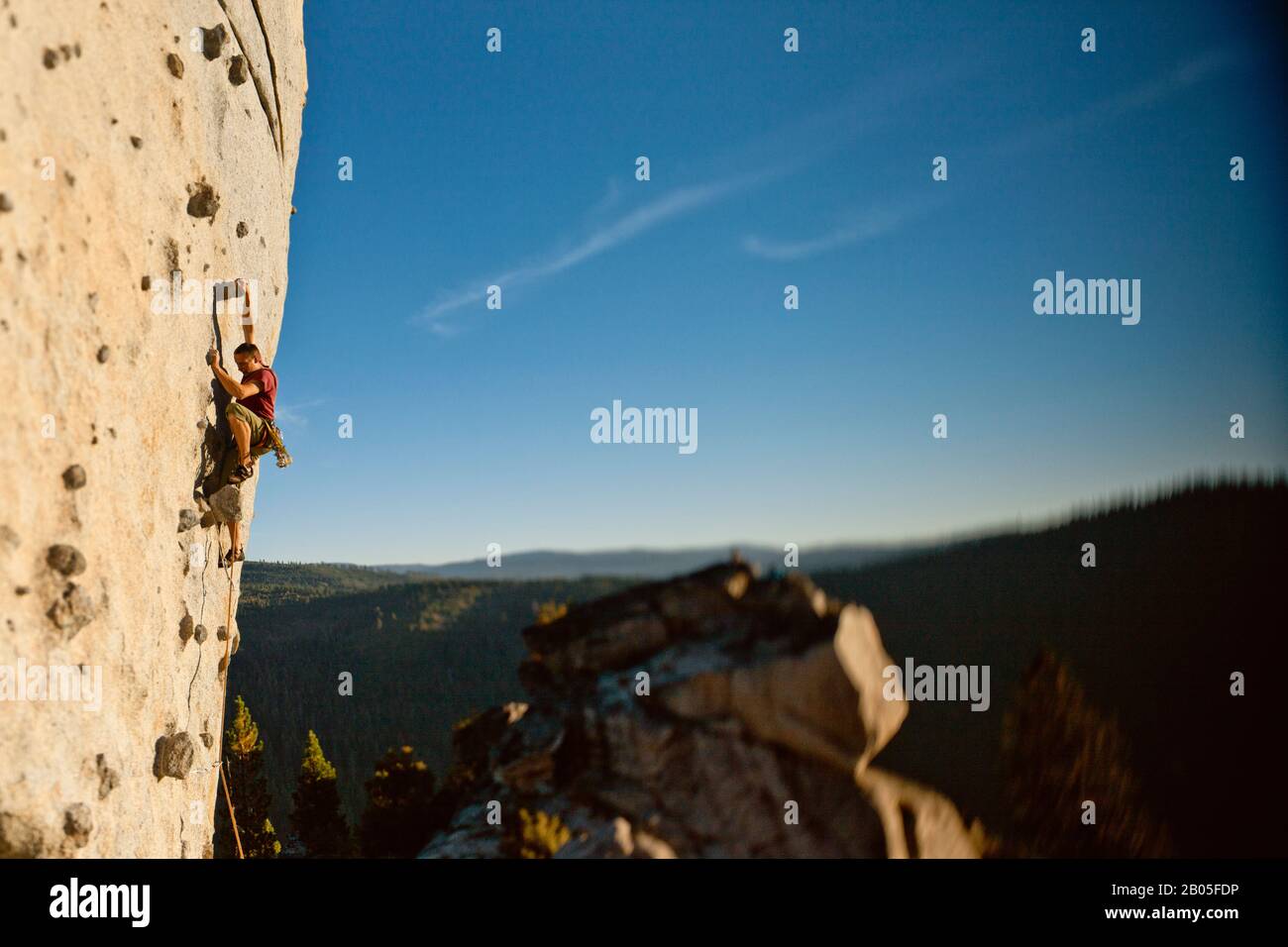 Vertical outdoors outside travel hi-res stock photography and images ...