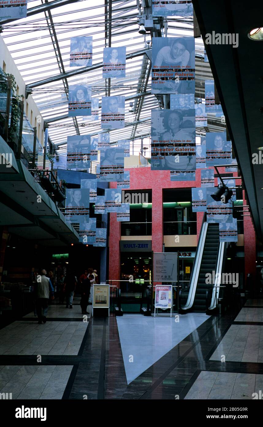 German shopping mall hi-res stock photography and images - Alamy