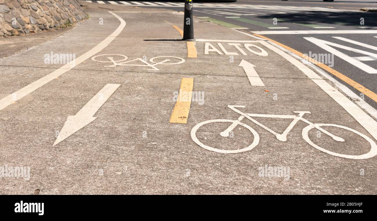 Safety signs park hi-res stock photography and images - Alamy