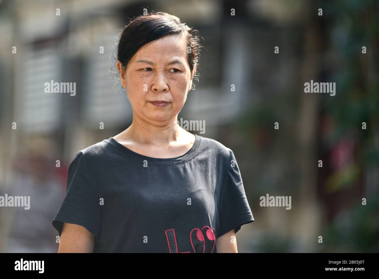 Streets of shanghai hi-res stock photography and images - Alamy