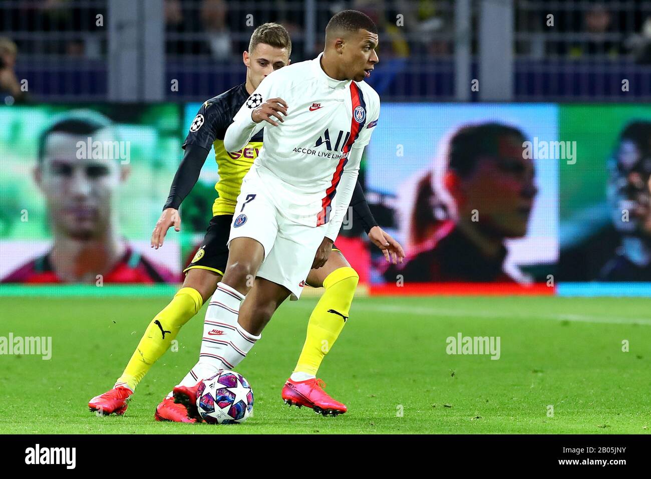 Kylian mbappe psg 2020 hi-res stock photography and images - Alamy
