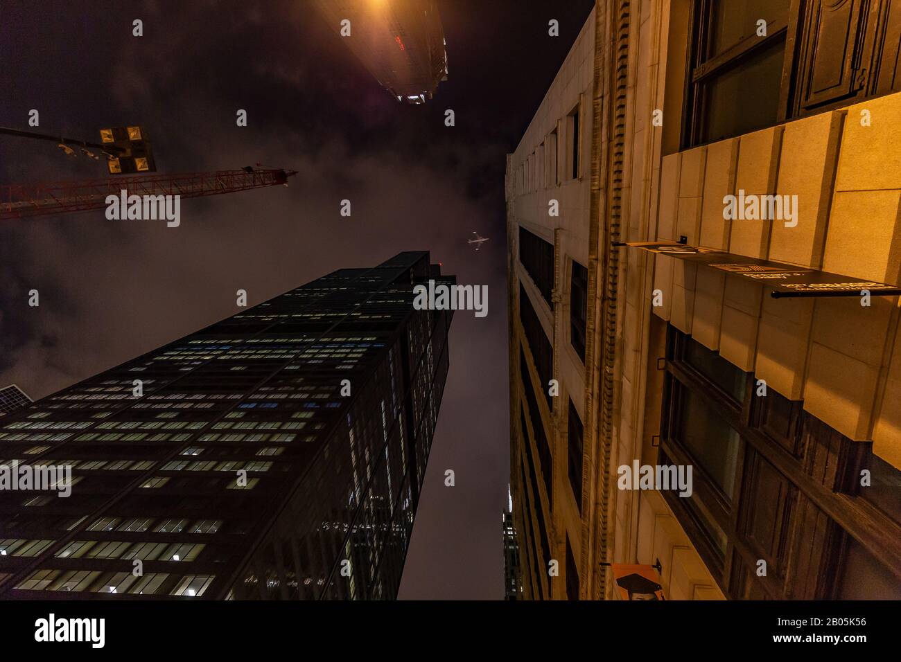 Chicago bean night skyline hi-res stock photography and images - Alamy