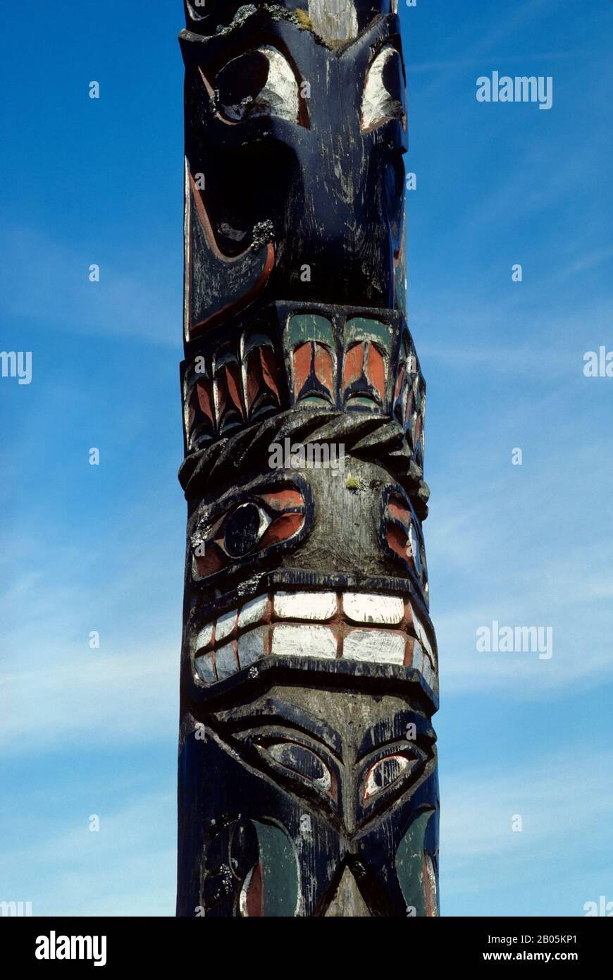WASHINGTON, NEAH BAY, MAKAH INDIAN RESERVATION, TOTEM POLE Stock Photo ...