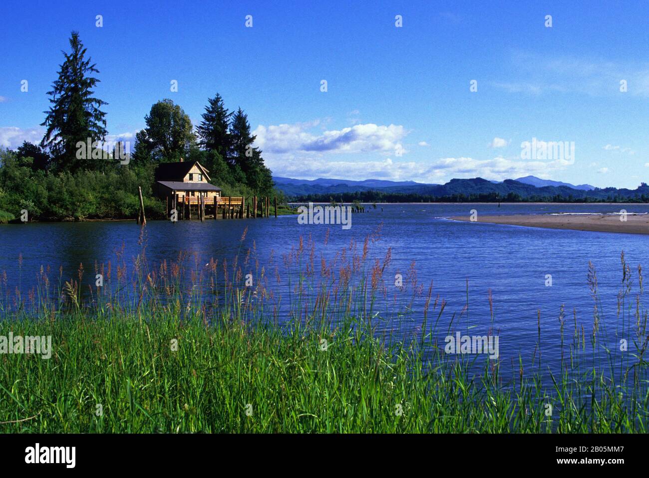 USA, SOUTHWEST WASHINGTON, SKAMOKAWA, COLUMBIA RIVER IN BACKGROUND ...