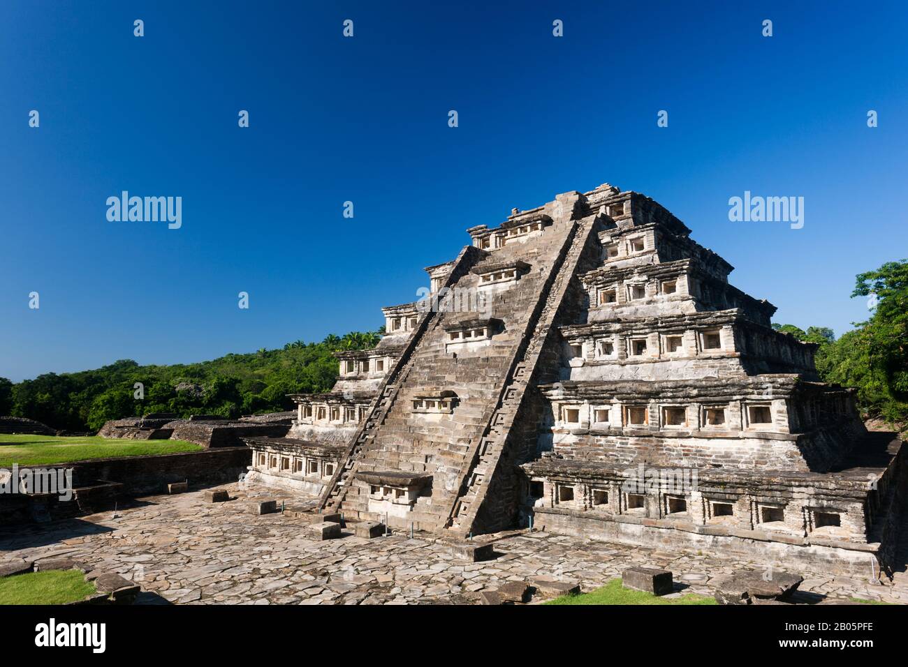 Pyramid of the Niches, El Tajin, most important north-east Mesoamerica ...