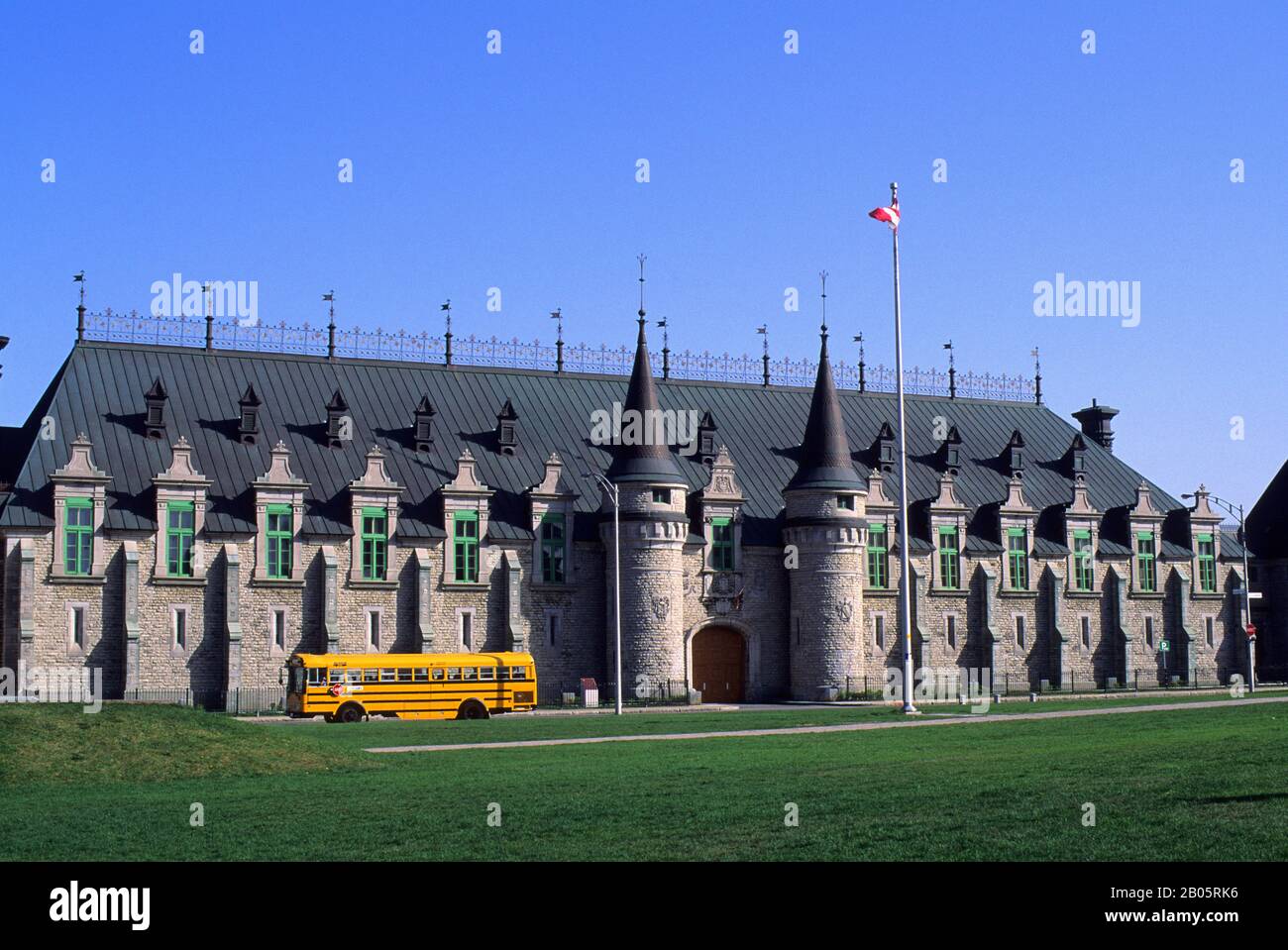 Canada quebec school bus hi-res stock photography and images - Alamy