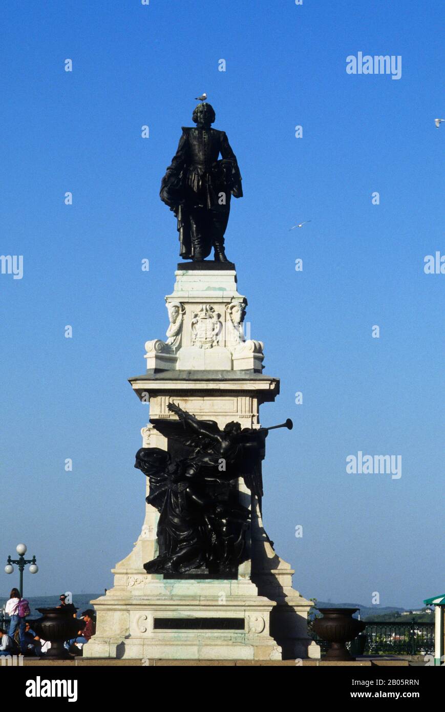 Canada quebec quebec city statue hi-res stock photography and images ...
