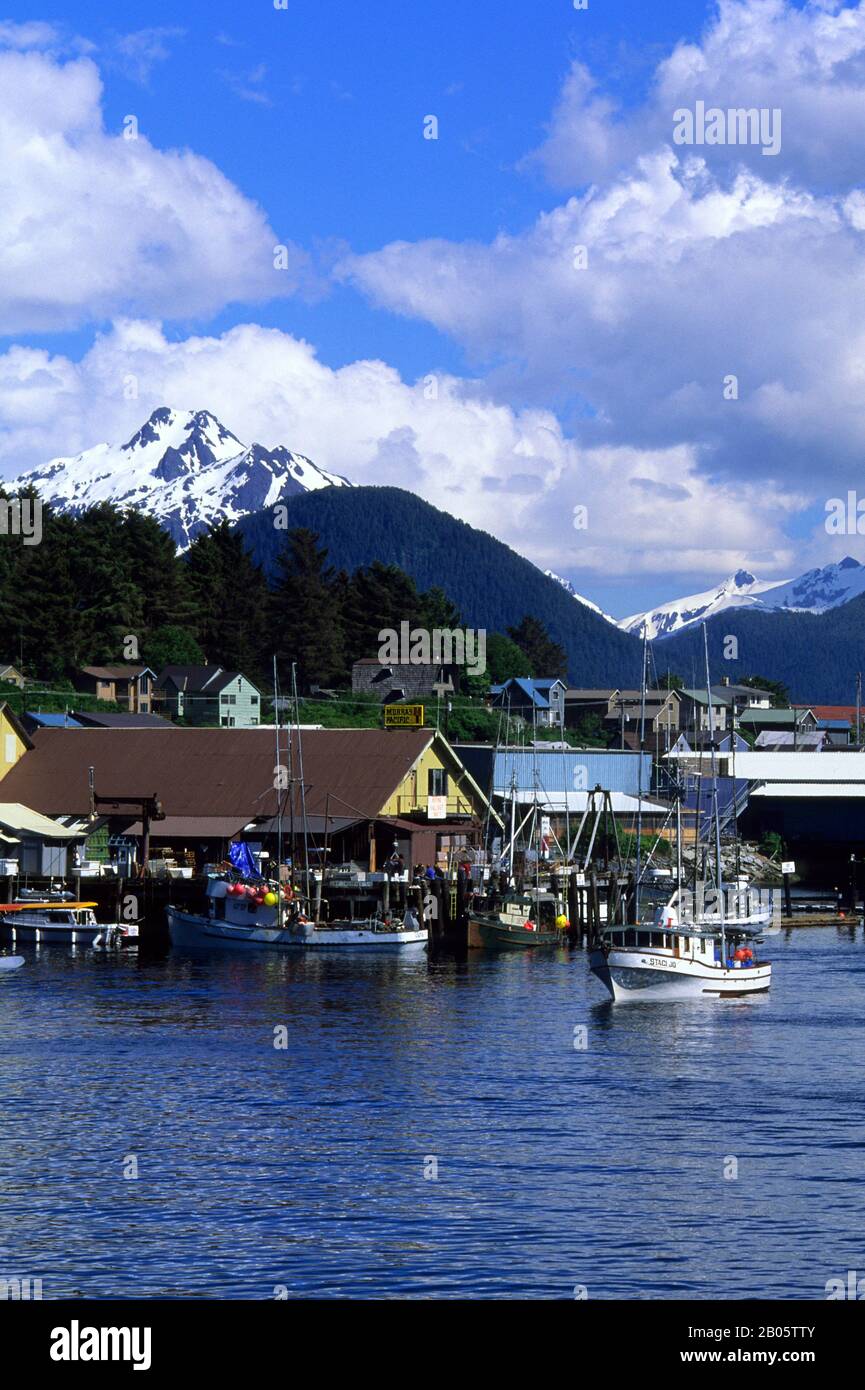 Alaska sitka boats harbor hi-res stock photography and images - Alamy