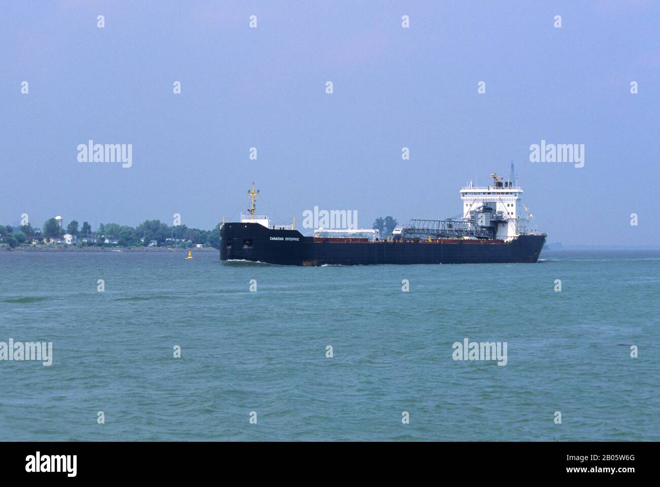 CANADA, QUEBEC, ST. LAWRENCE RIVER, FREIGHTER Stock Photo - Alamy