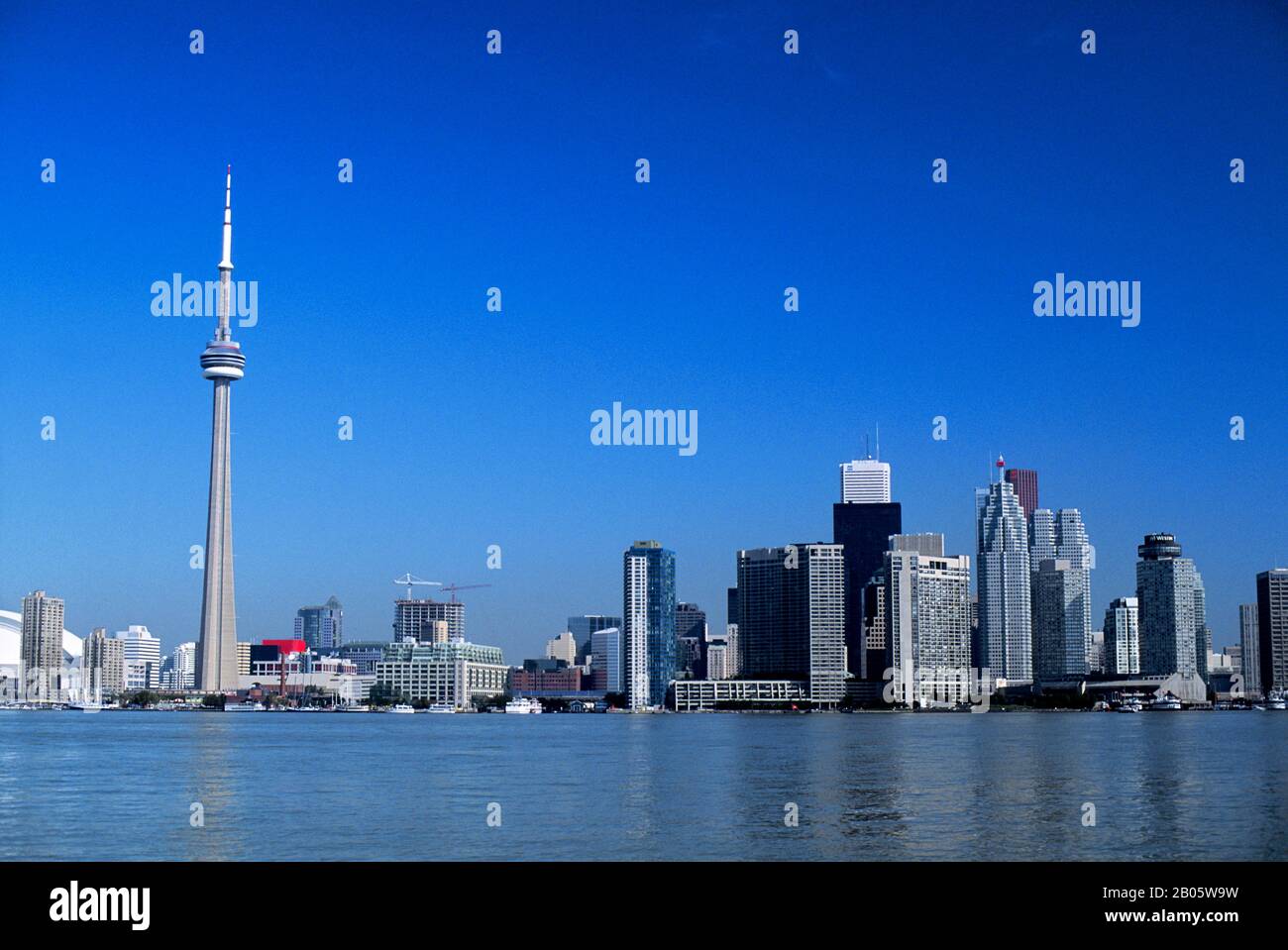 Skyline cn tower toronto canada hi-res stock photography and images - Alamy
