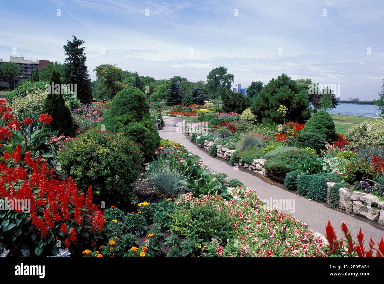 Windsor riverside hi-res stock photography and images - Alamy