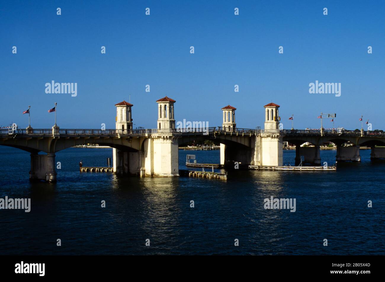 USA, FLORIDA, ST. AUGUSTINE, BRIDGE OF LIONS Stock Photo - Alamy
