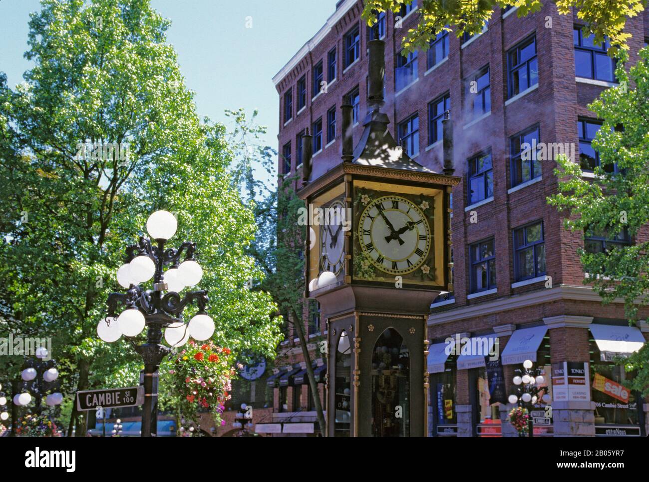CANADA, BRITISH COLUMBIA, VANCOUVER, GASTOWN, STEAM CLOCK Stock Photo ...