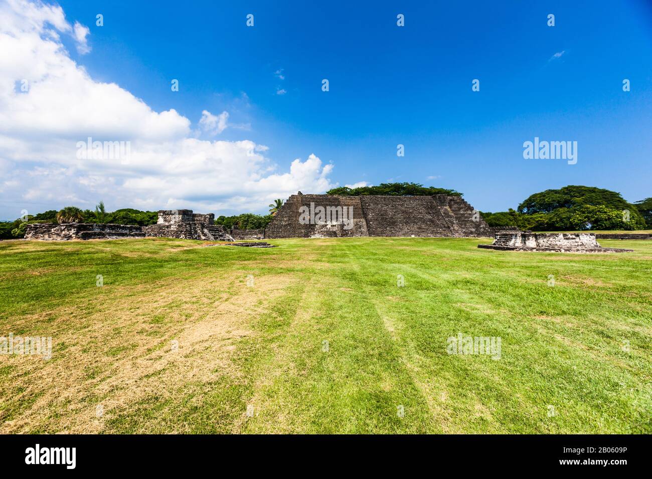 Cempoala, also Zempoala, an important Mesoamerican archaeological site ...