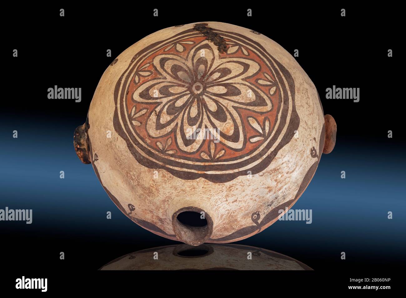 Polychrome ceramic hi-res stock photography and images - Alamy