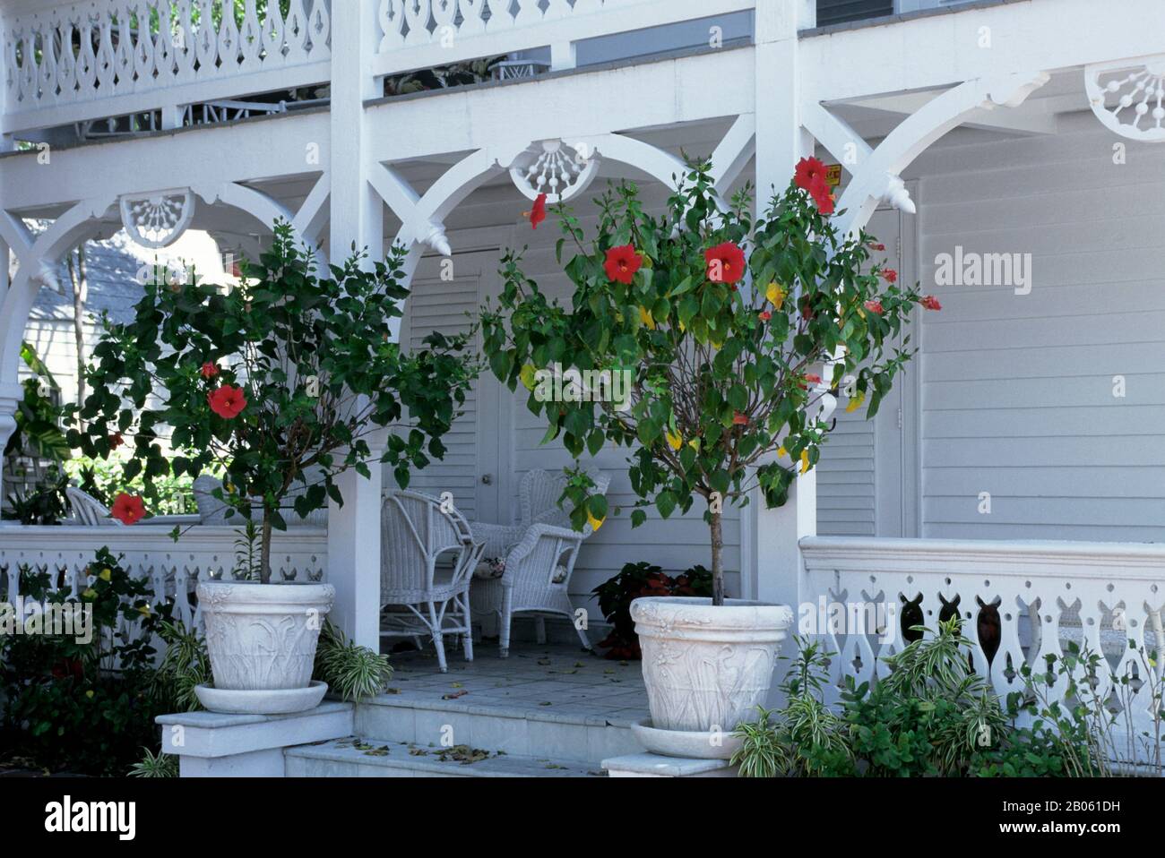 Veranda architecture hi-res stock photography and images - Alamy