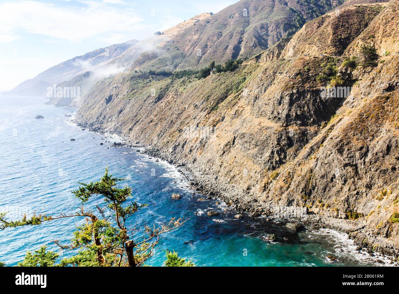 Rugged coastline big sur hi-res stock photography and images - Alamy