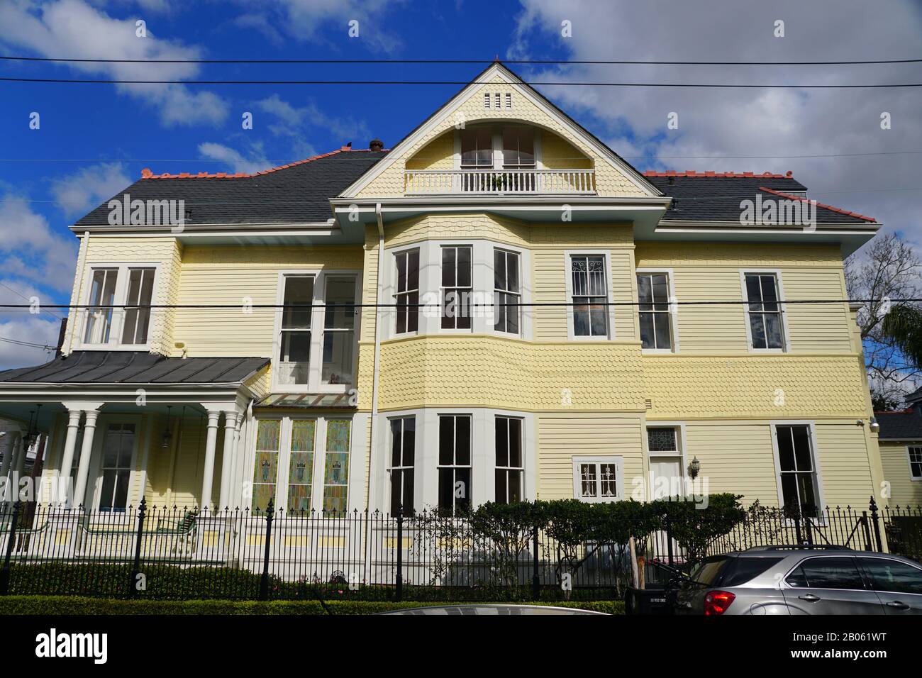 Yellow Mansion Inside Rapper Drake's Manor House In Hometown Toronto