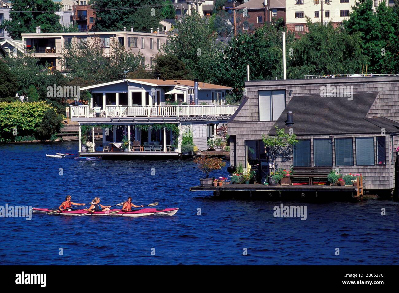 Seattle lake union house hi-res stock photography and images - Alamy