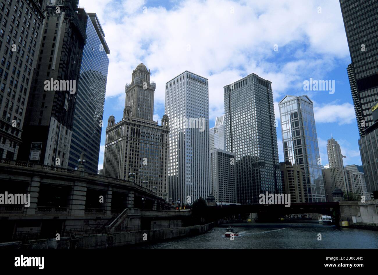 USA, ILLINOIS, CHICAGO, DOWNTOWN, CHICAGO RIVER Stock Photo - Alamy