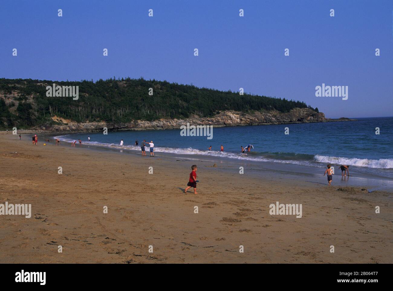 USA, MAINE, MOUNT DESERT ISLAND, ACADIA NATIONAL PARK, SAND BEACH Stock ...