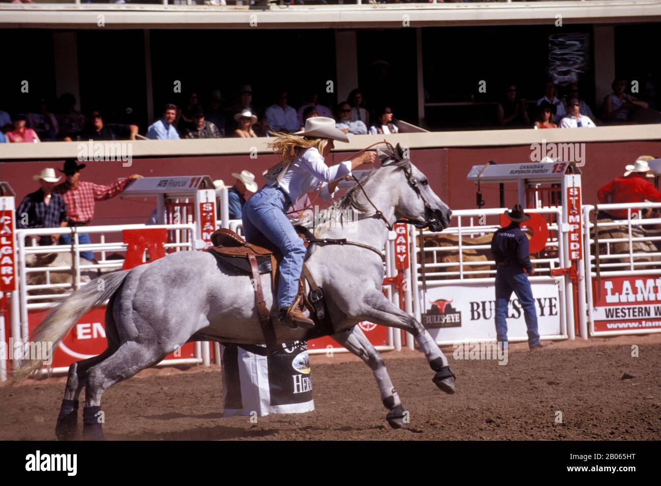CANADA, ALBERTA, CALGARY, CALGARY STAMPEDE, STAMPEDE SCENE, BARREL ...