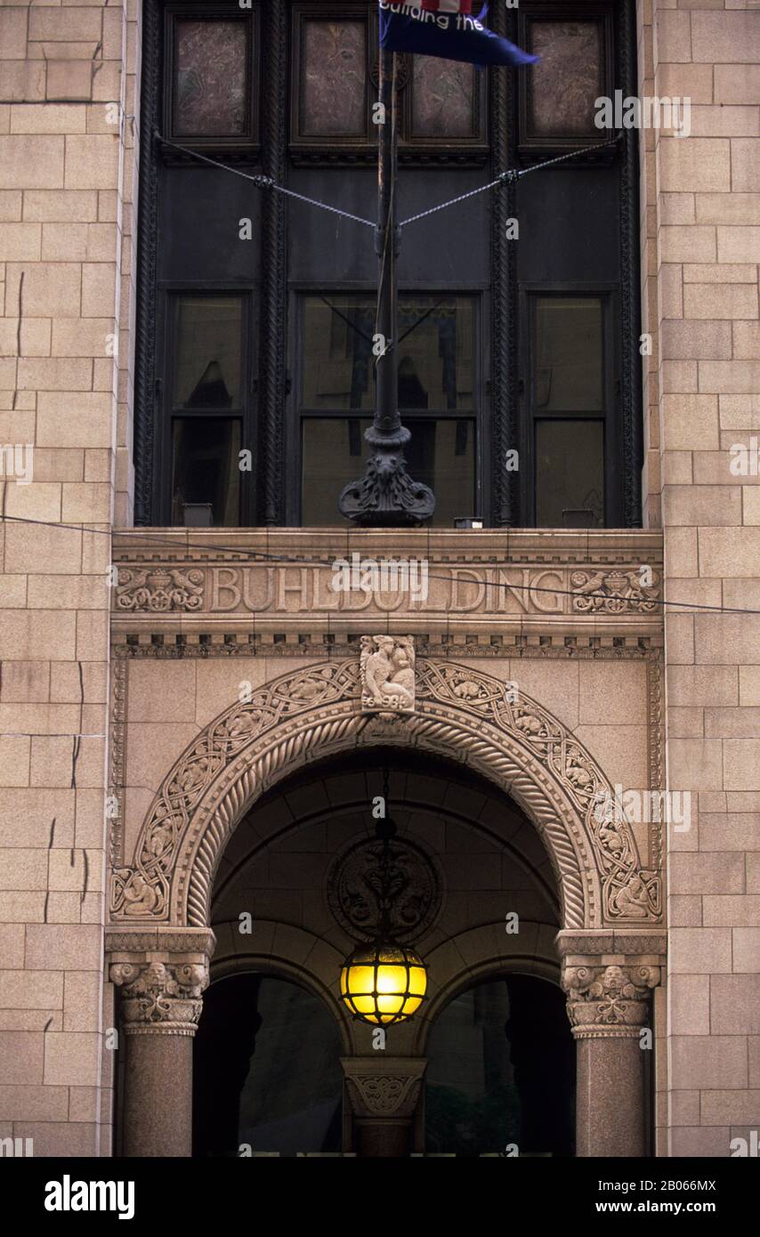 USA, MICHIGAN, DETROIT, DOWNTOWN, BUHL BUILDING, DETAIL, ENTRANCE Stock ...