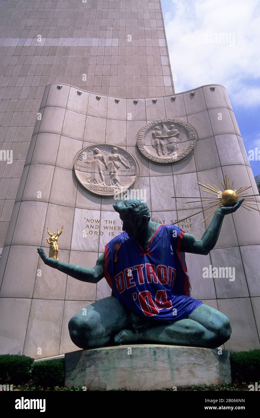 USA, MICHIGAN, DETROIT, DOWNTOWN, 'SPIRIT OF DETROIT' SCULPTURE Stock ...