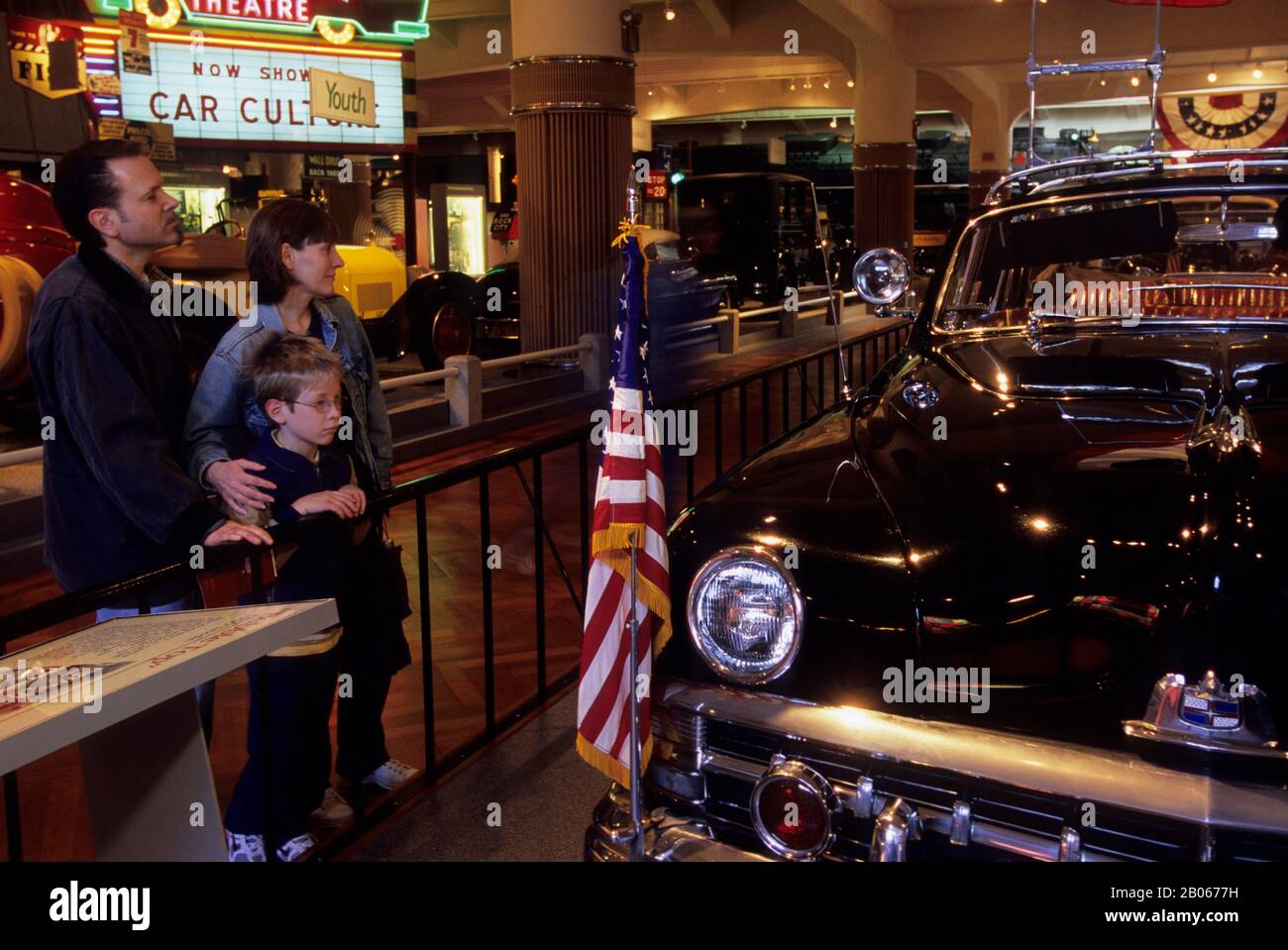 USA, MICHIGAN, NEAR DETROIT, DEARBORN, HENRY FORD MUSEUM, 1950 LINCOLN ...