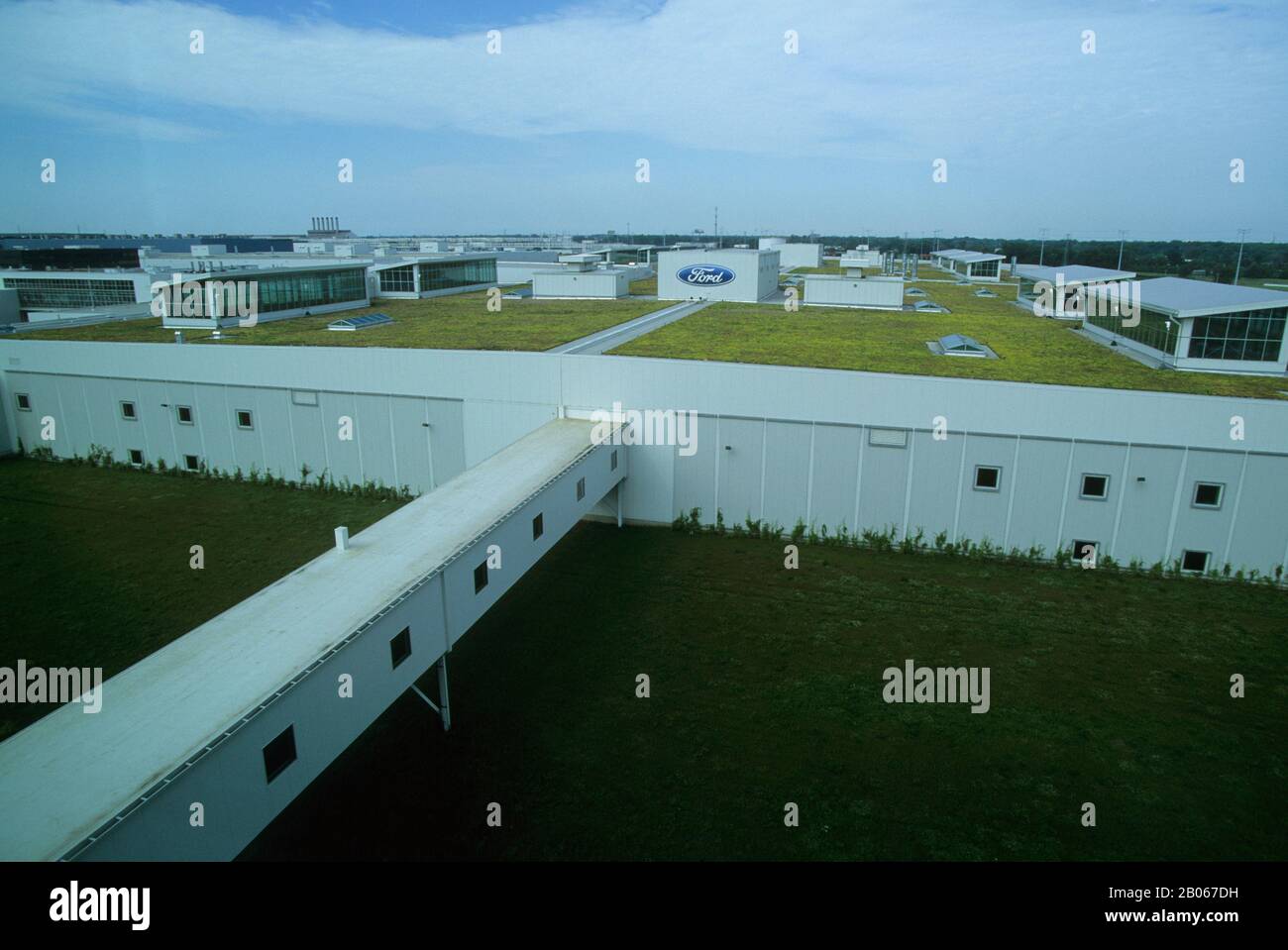 USA, MICHIGAN, NEAR DETROIT, DEARBORN, FORD ROUGE FACTORY TOUR ...