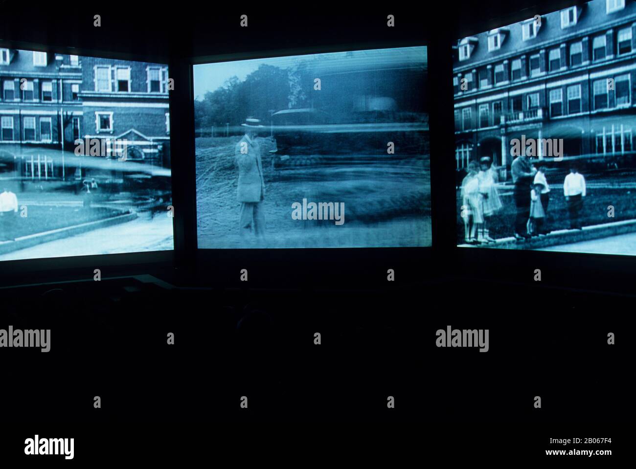 USA, MICHIGAN, NEAR DETROIT, DEARBORN, FORD ROUGE FACTORY TOUR, LEGACY ...