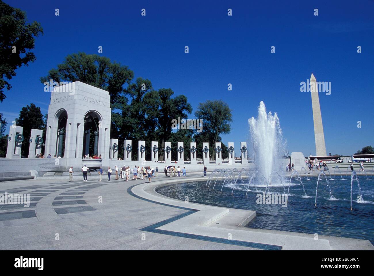 Ww ii monuments hi-res stock photography and images - Alamy