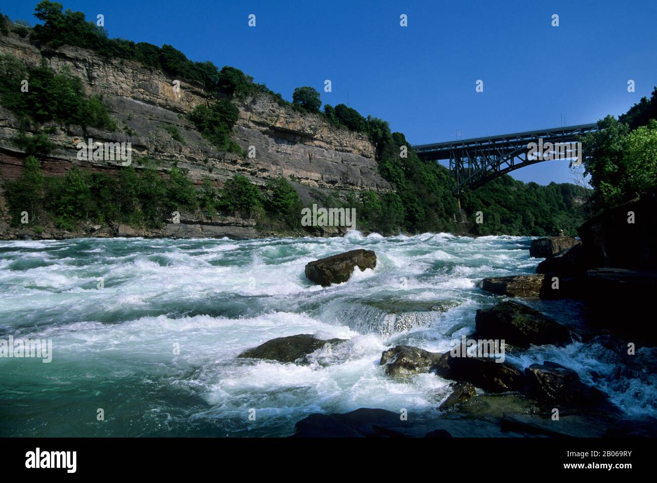 CANADA ONTARIO NIAGARA FALLS, GORGE, NIAGARA RIVER, WHITE WATER RAPIDS ...