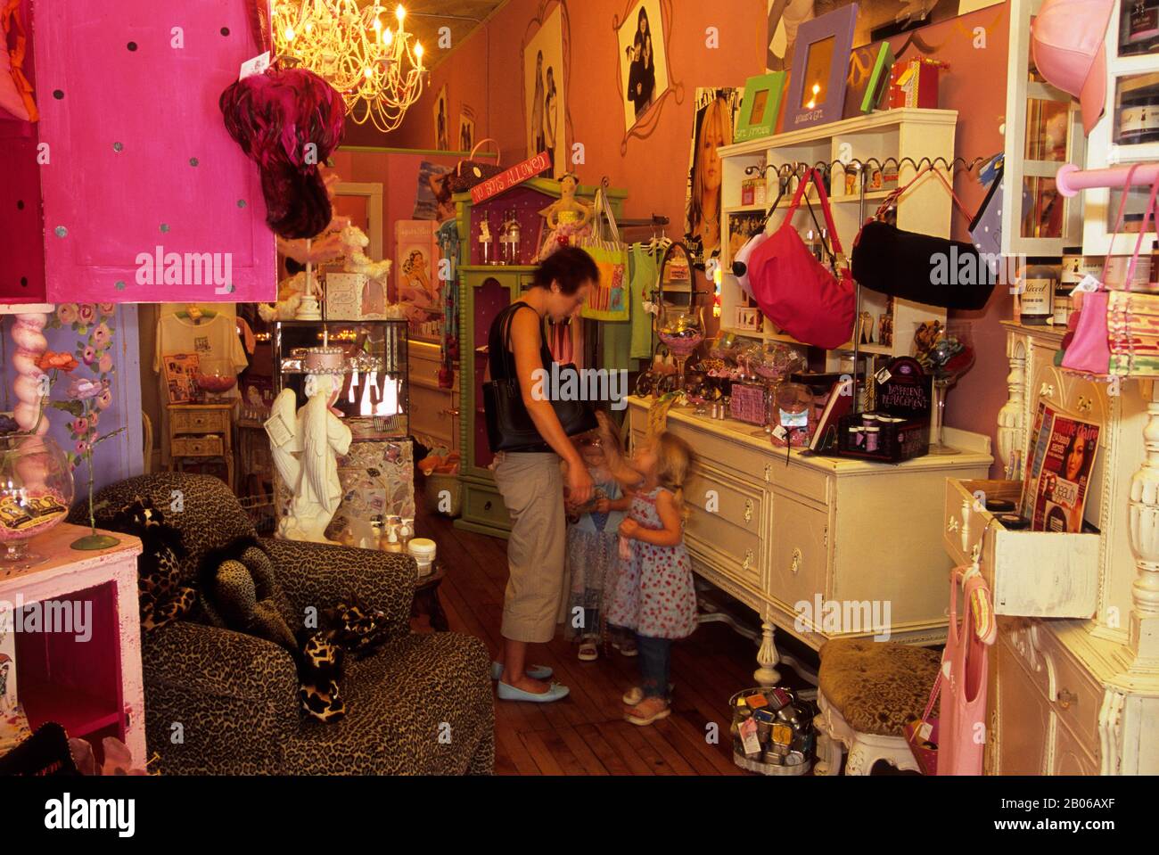 USA, MICHIGAN, NEAR DETROIT, NORTHVILLE, GIRLY GIRL STORE, INTERIOR ...