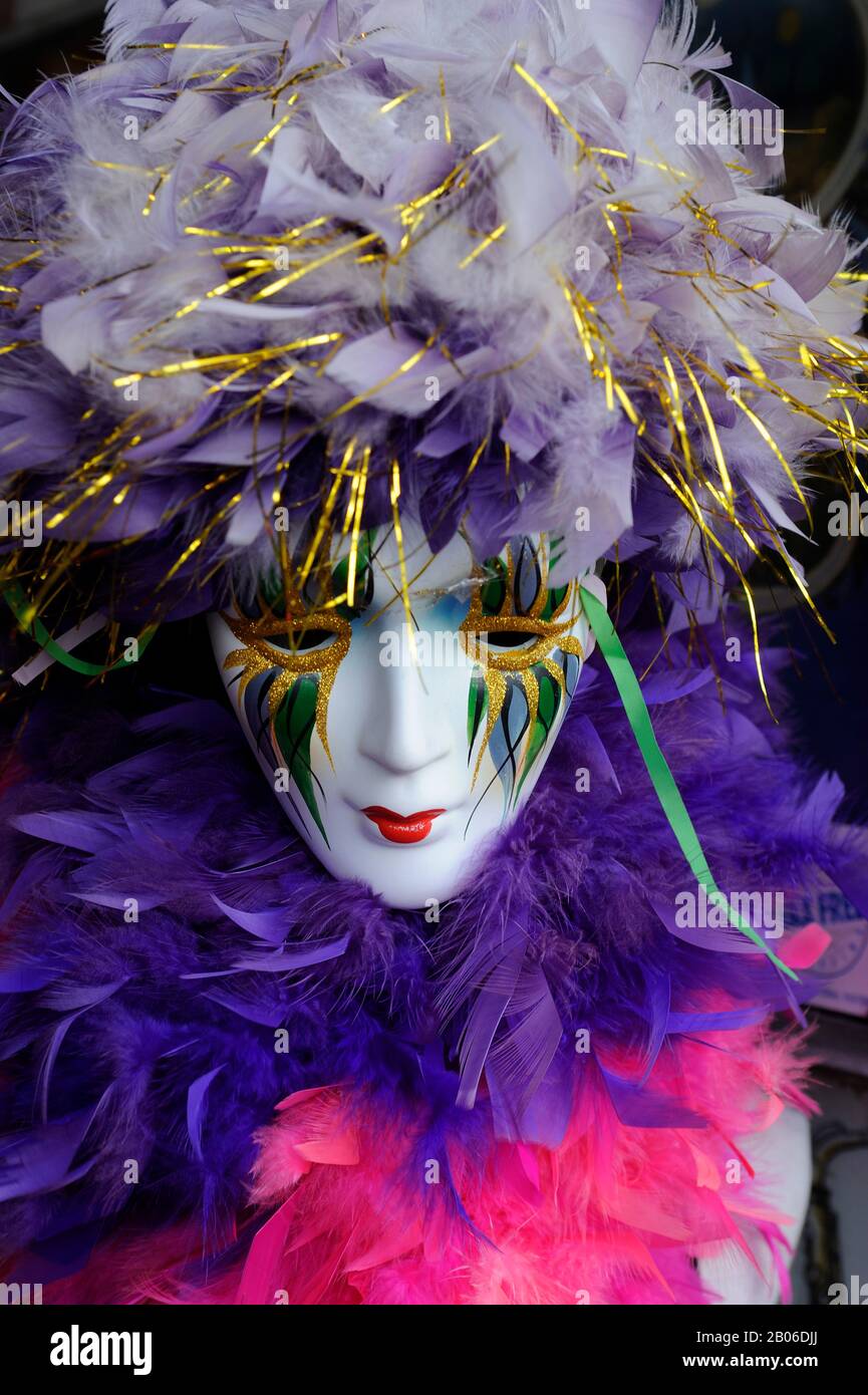 USA, LOUISIANA, NEW ORLEANS, FRENCH QUARTER, CARNIVAL MASK Stock Photo ...