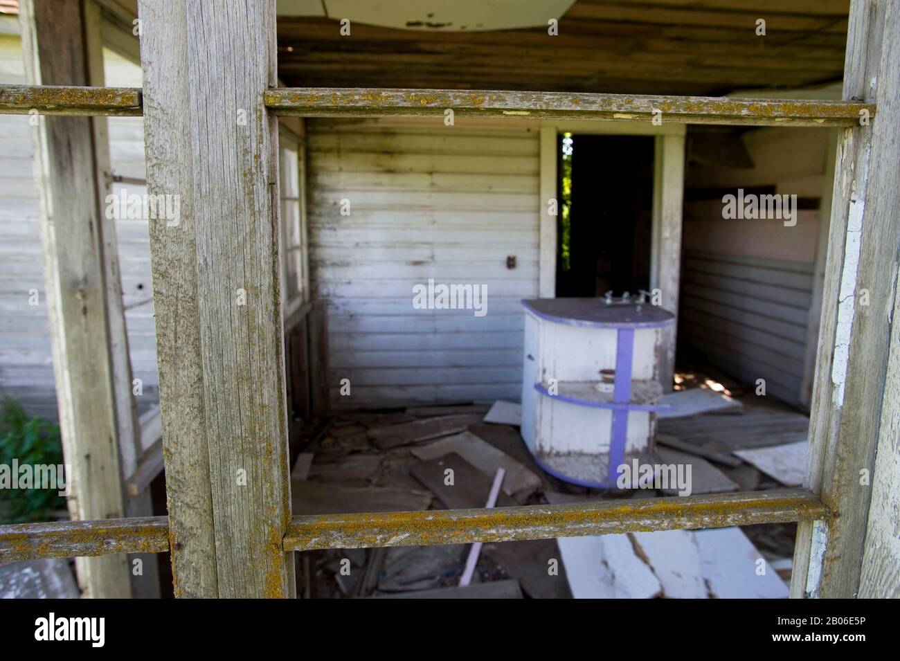 Farm view through window hi-res stock photography and images - Alamy