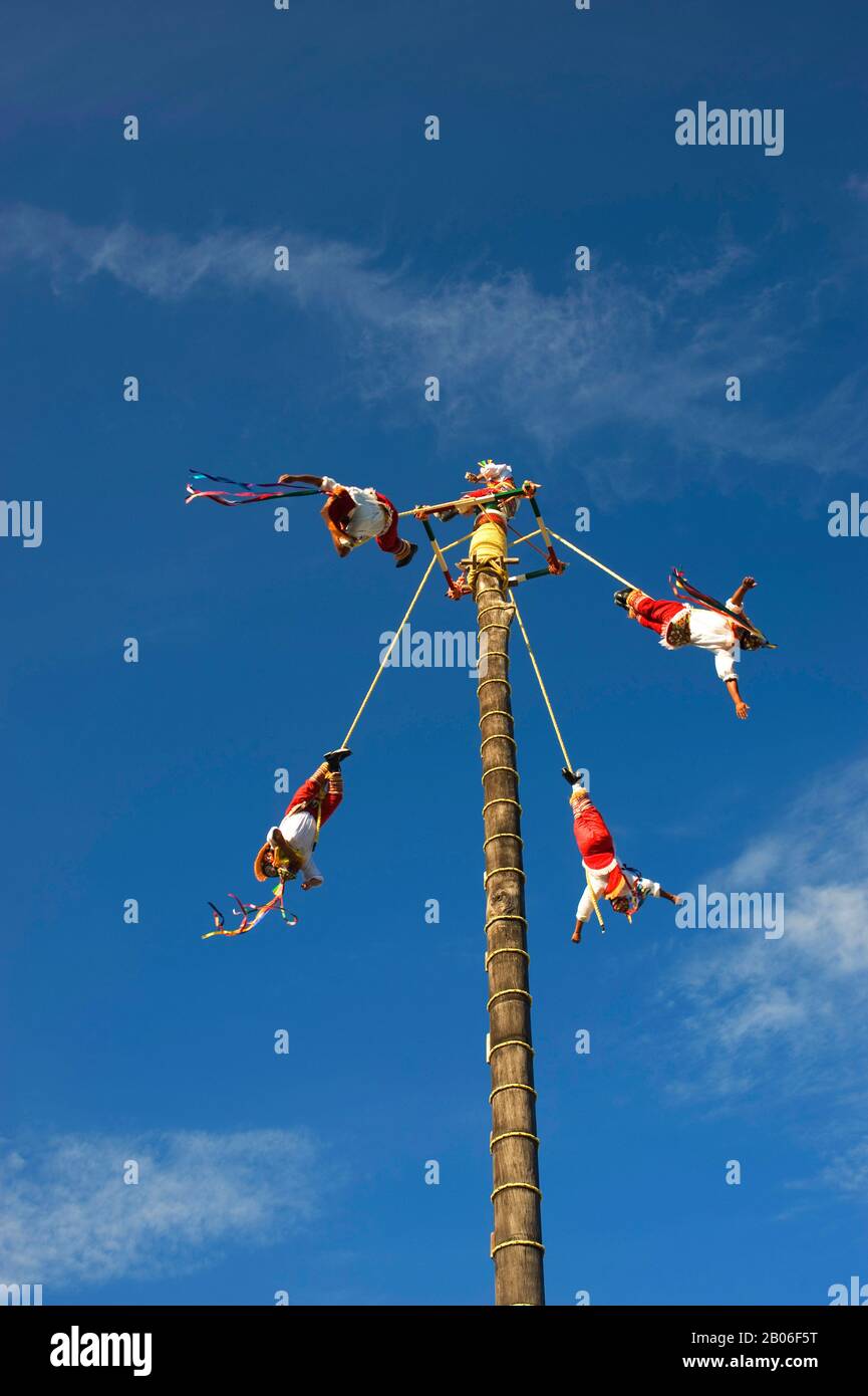MEXICO, NEAR CANCUN, XCARET ECO THEME PARK, PAPANTLA FLYING MEN ...