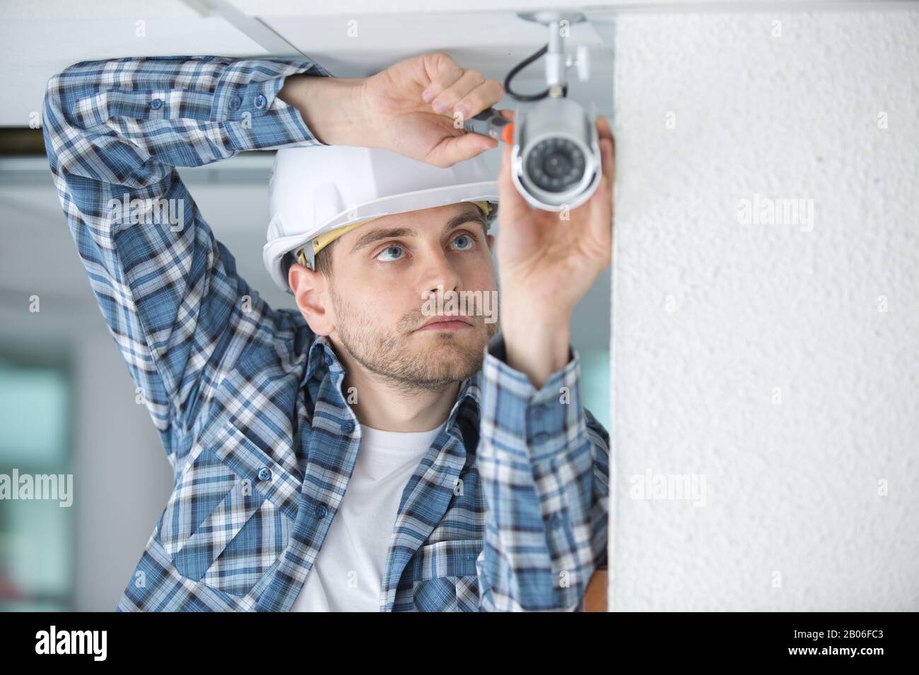Inspecting security hi-res stock photography and images - Alamy
