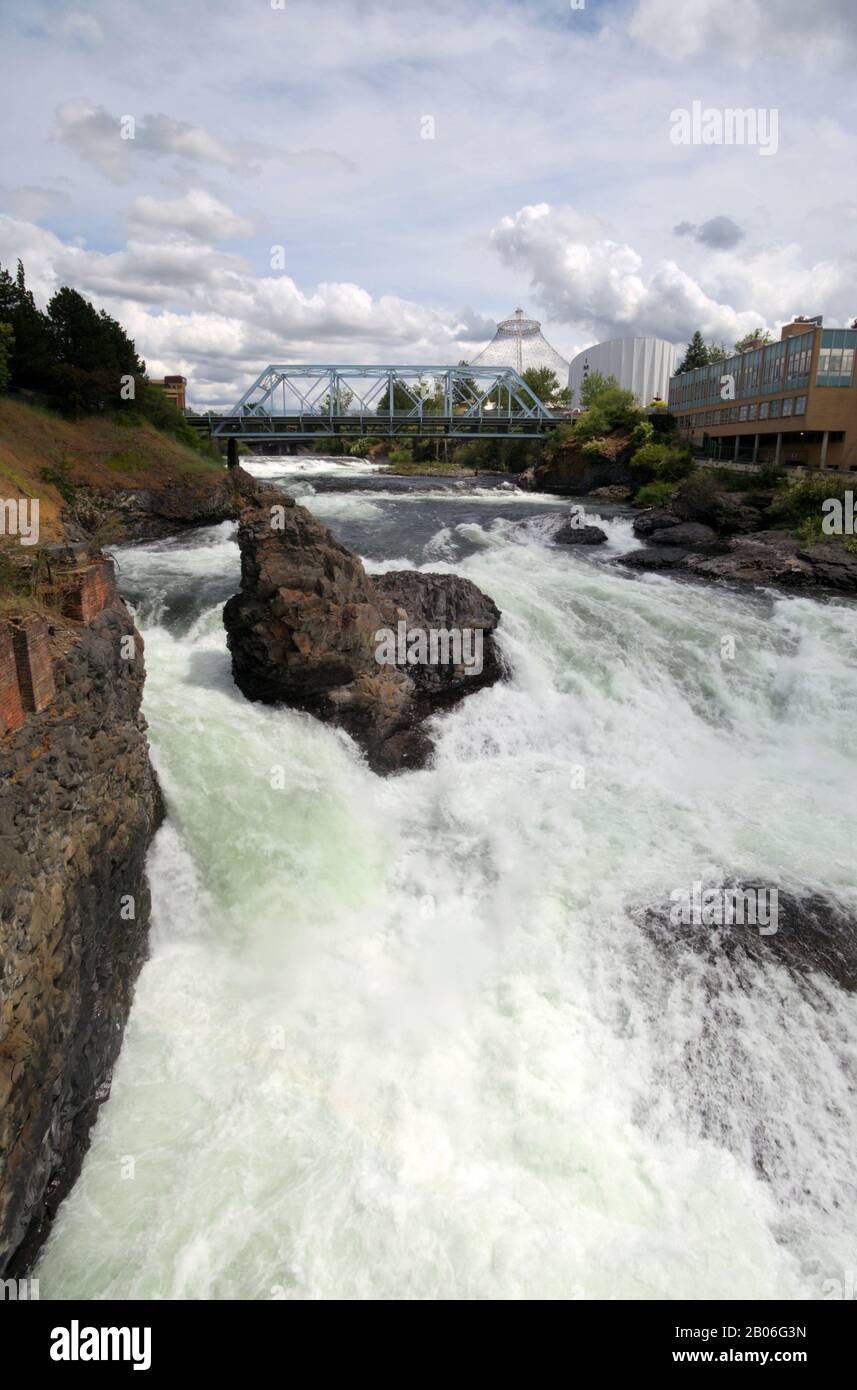 Riverfront park spokane hi-res stock photography and images - Alamy