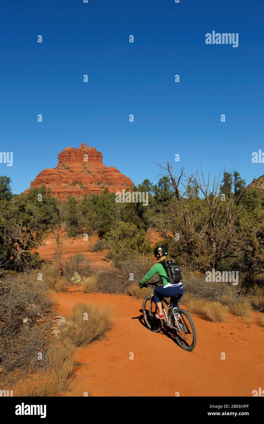 Bell rock butte hi-res stock photography and images - Alamy