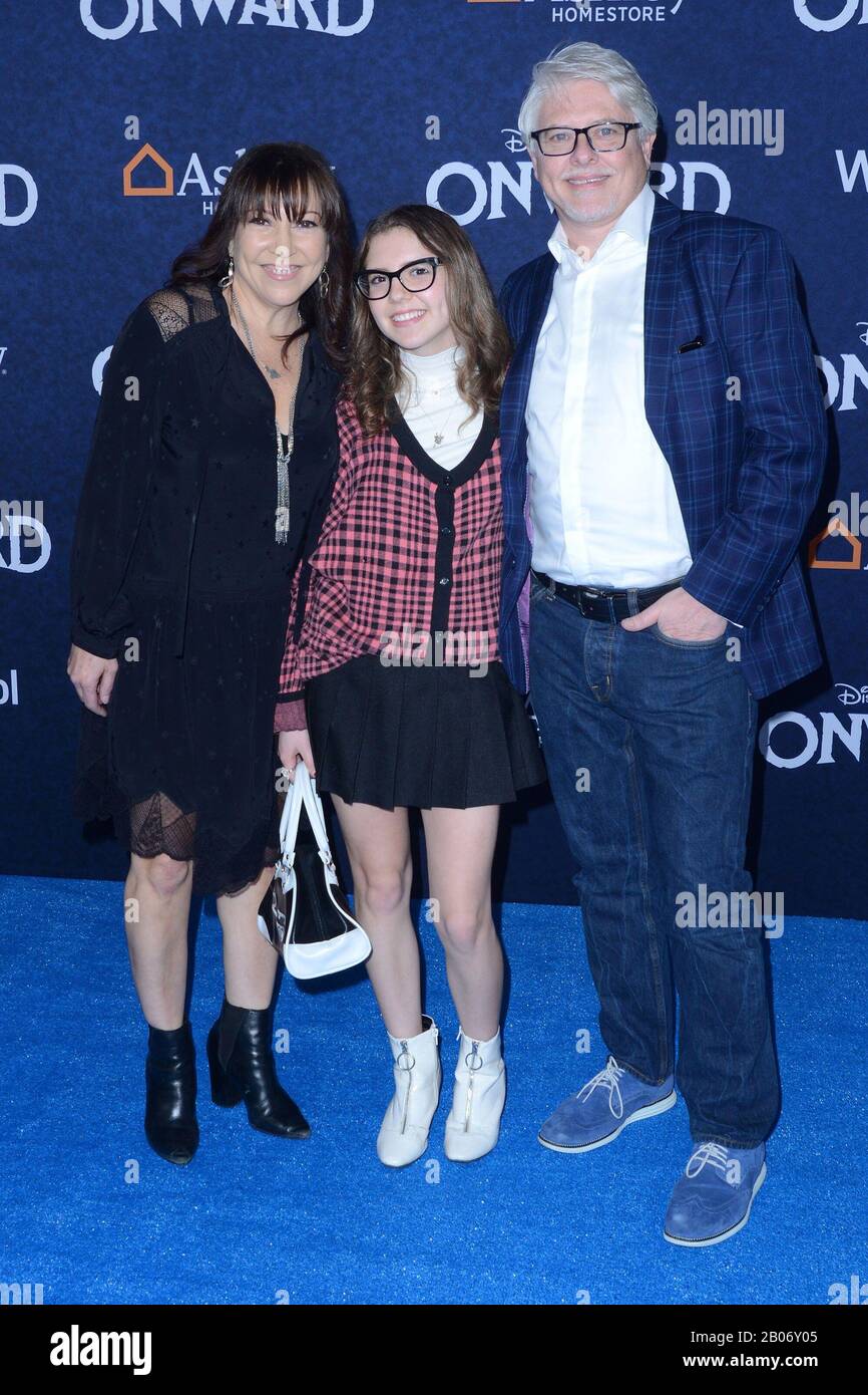 Dave foley 2020 hi-res stock photography and images - Alamy