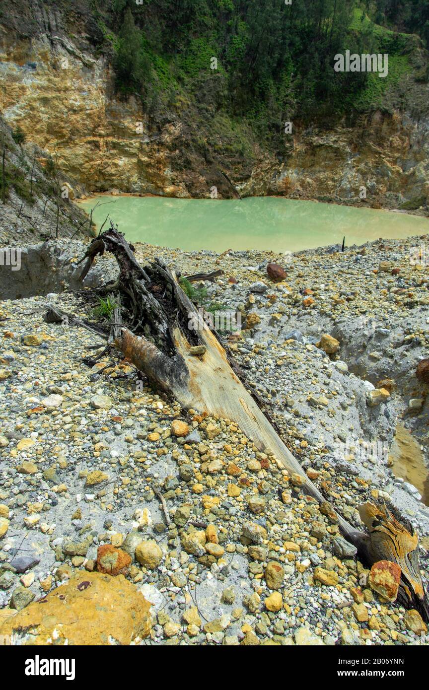 Colourful Sulphureous Crater lakes Wawo muda volcano in Flores in ...