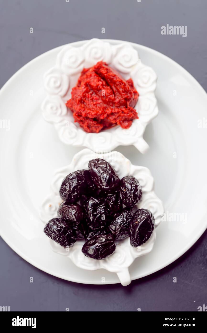 Harissa olives hi-res stock photography and images - Alamy