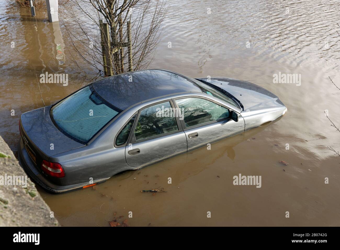 Car trapped in floodwater on St George's Field Car Park as a result of ...